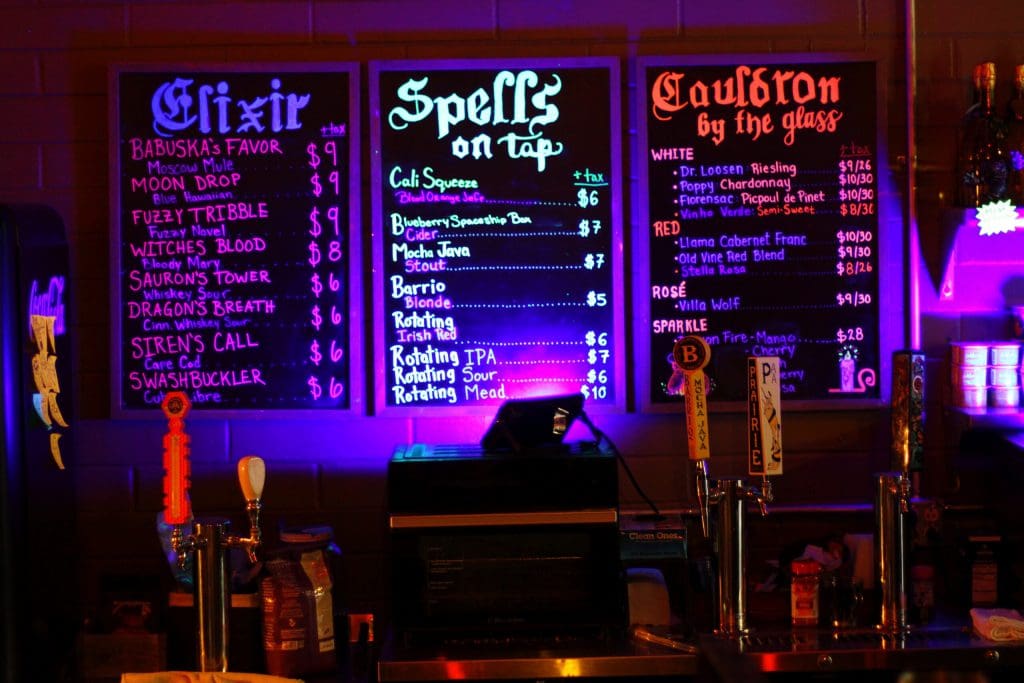 Bars & Cocktail Lounges Archives - Tucson Foodie