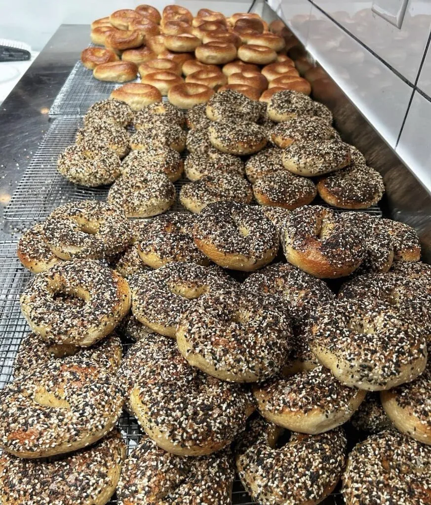 Bagel pop-up arrives at Fentonelli’s Pizzeria & Bar - Tucson Foodie