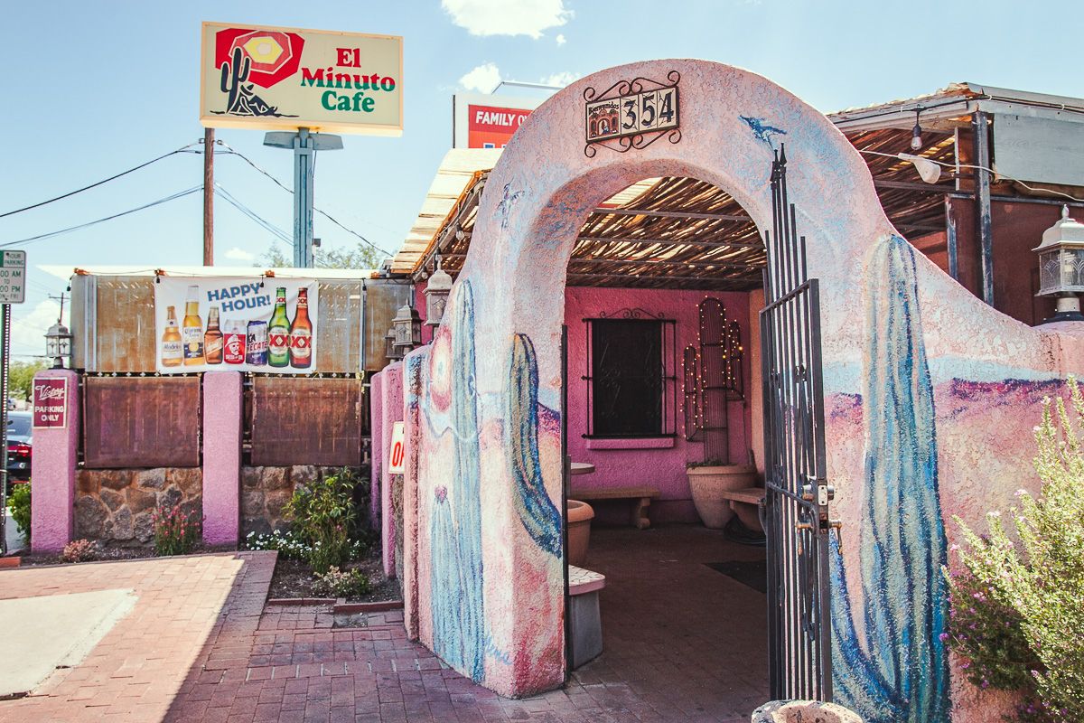 El Minuto Cafe: Four generations serving Sonoran-style Mexican specialties
