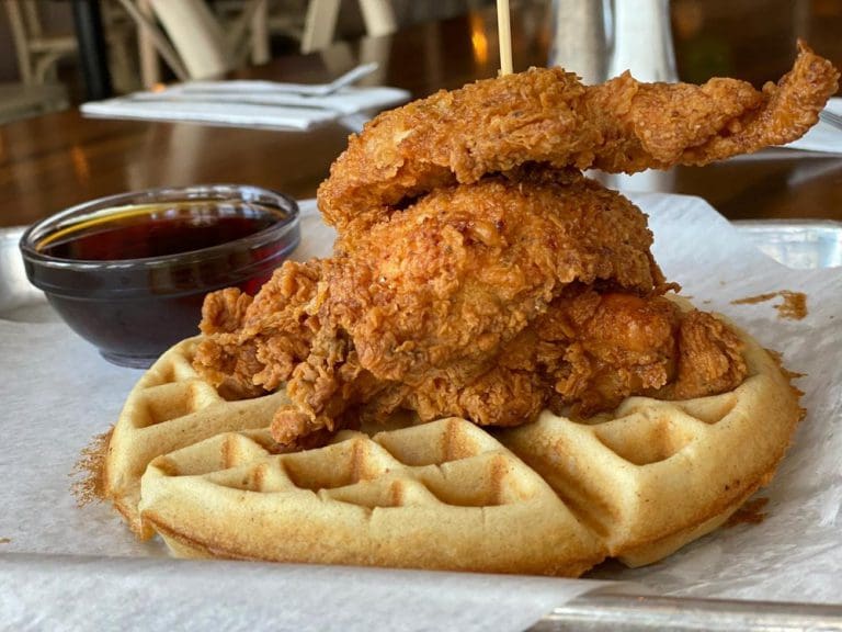 The Essential Guide to Fourth Avenue Restaurants & Bars