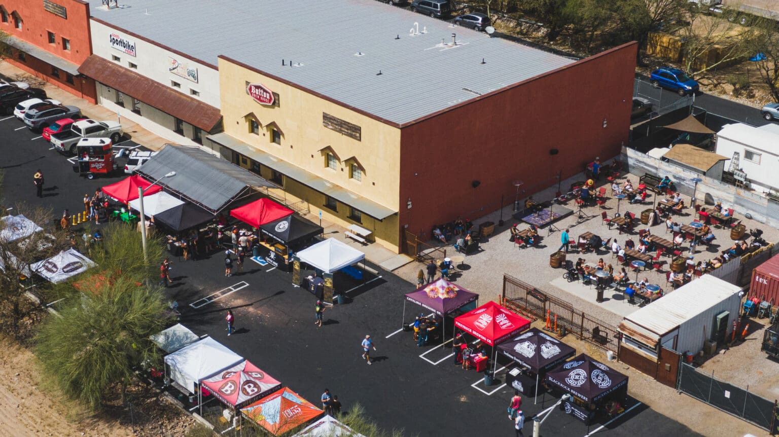 Cheers! Button Brew House Celebrates its Sixth Anniversary