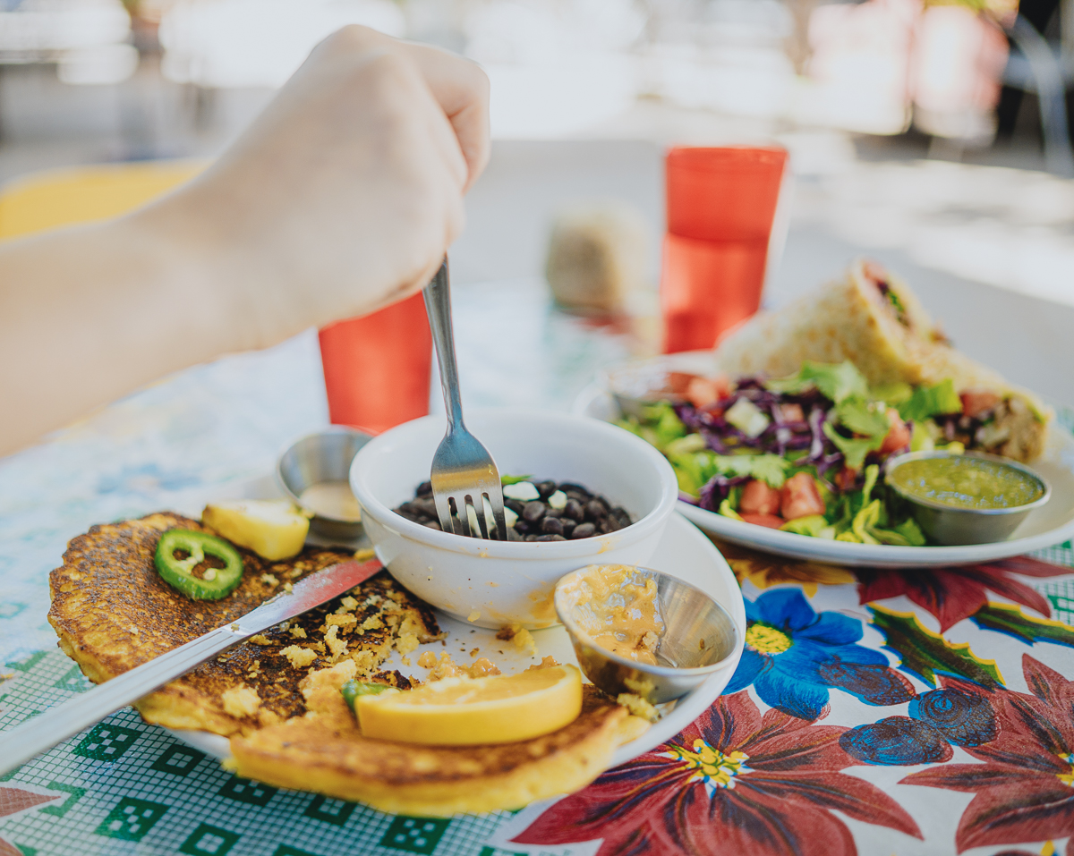 Tooley’s Cafe Has Reopened on Park Avenue